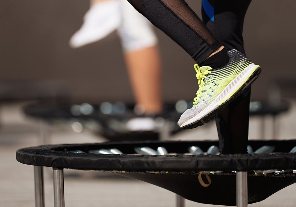 5 Exercícios para fazer no Mini Trampolim